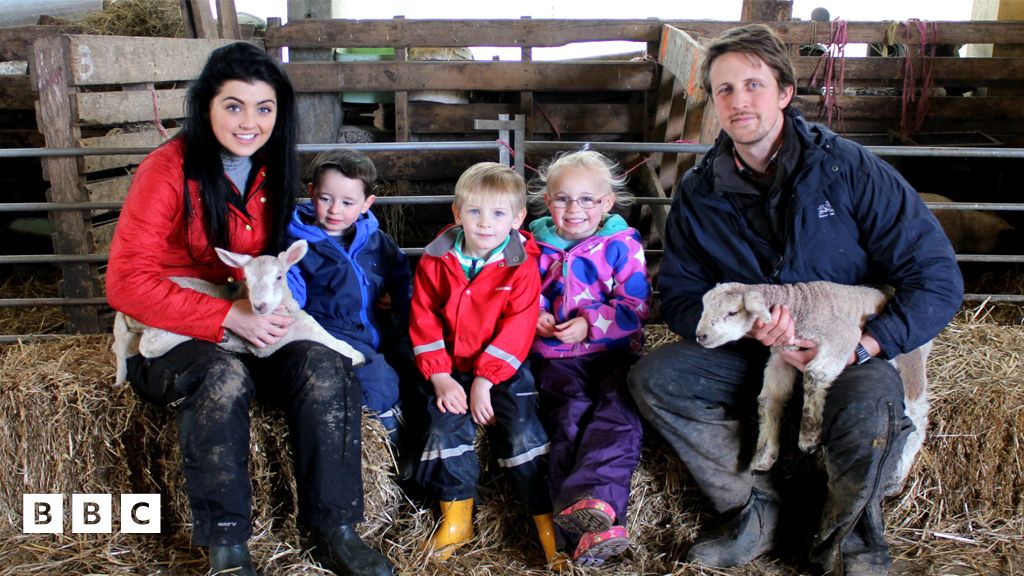 Down on the Farm Sneak Peek - CBeebies