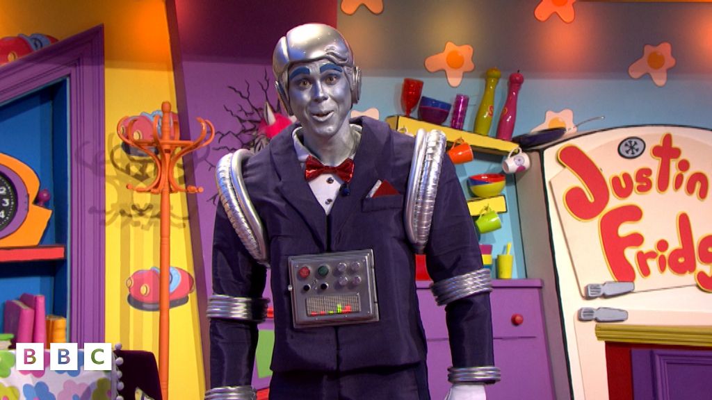 Get To Know Robert The Robot - CBeebies