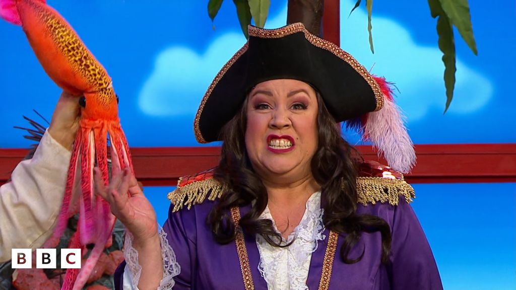 A Pirate's Life Song - CBeebies