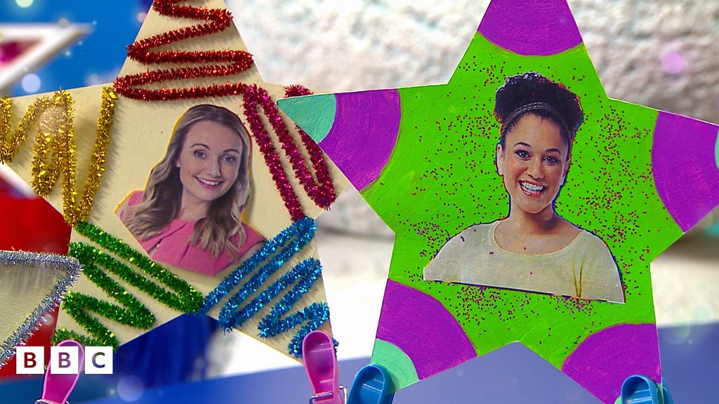 Christmas Star Selfie - CBeebies