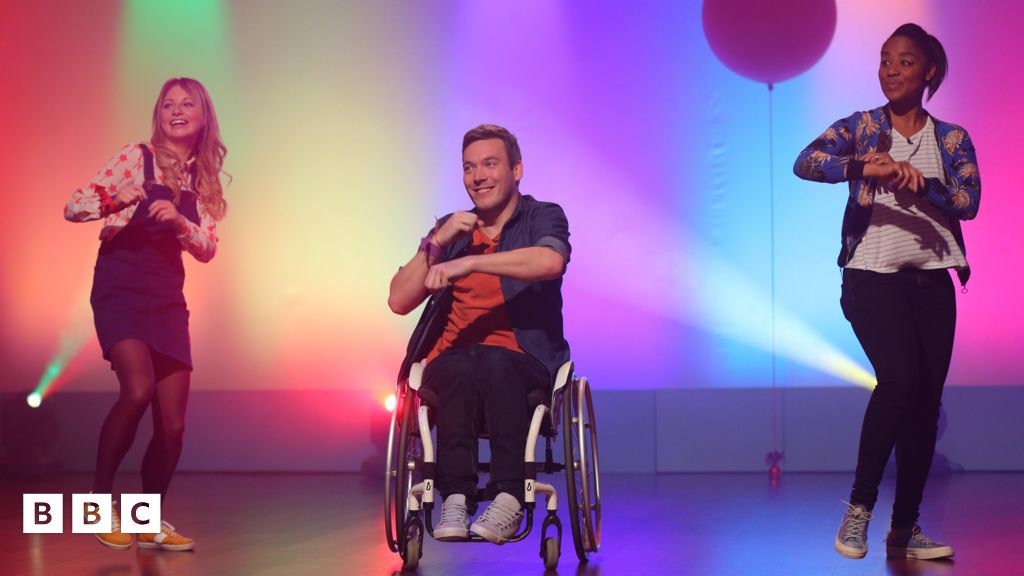 The Clubdance Song - CBeebies