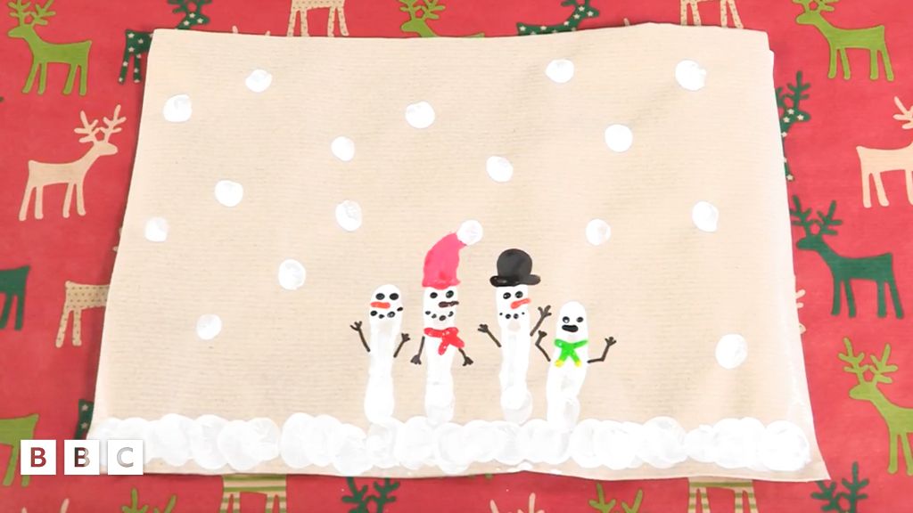 Christmas Wrapping Paper - CBeebies