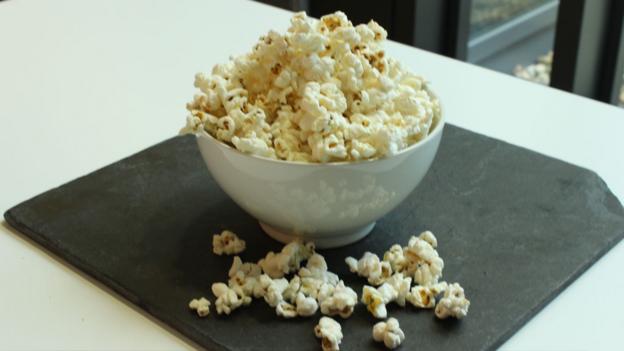 How to make Air-Popped Microwave Popcorn - CBBC