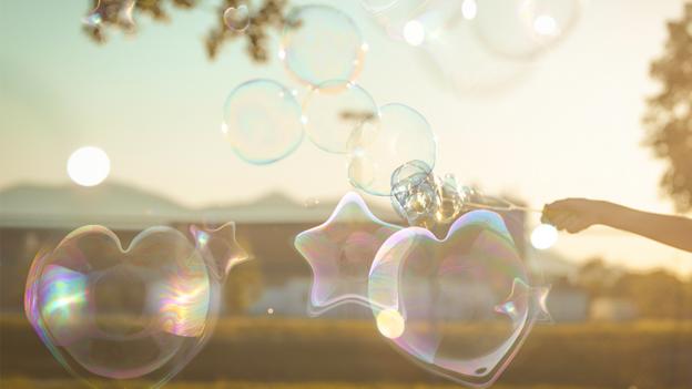 Ten fun things to do in the sunshine for children and families - CBBC