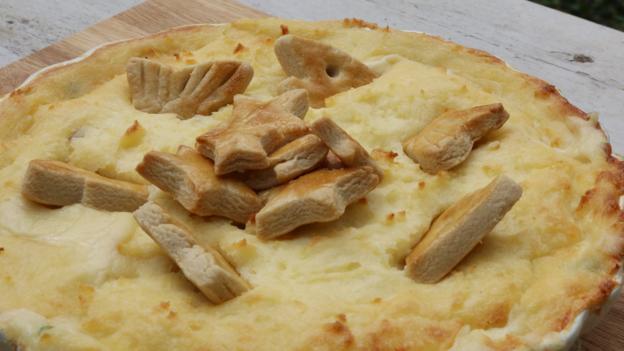 Tilly Ramsay's Stargazy Pie Recipe - CBBC