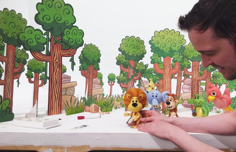 Behind the scenes of Raa Raa the Noisy Lion - CBeebies