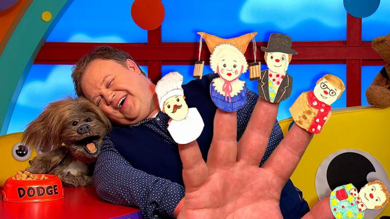 Sing along with the family puppet songs - CBeebies - BBC