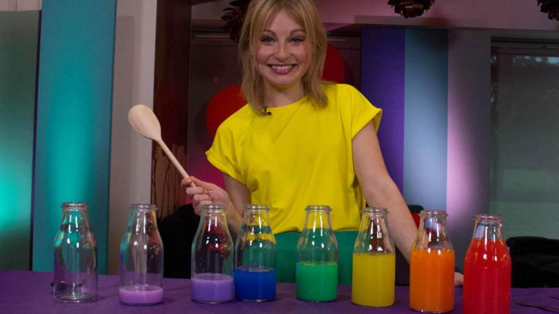 Awesome science experiments - CBeebies - BBC