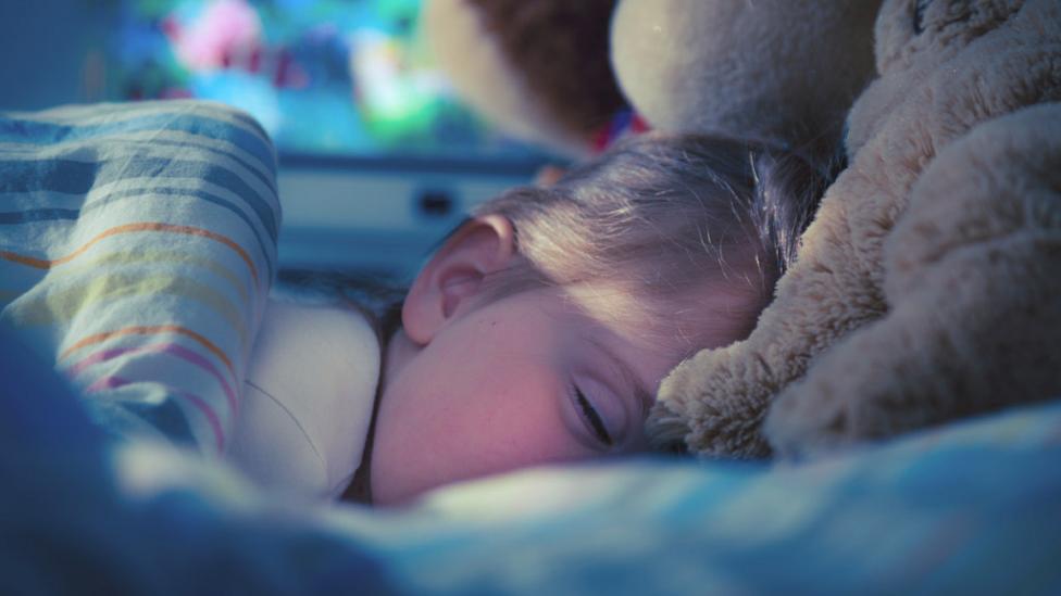 Toddlers and Tablets: Ten First Steps - CBeebies