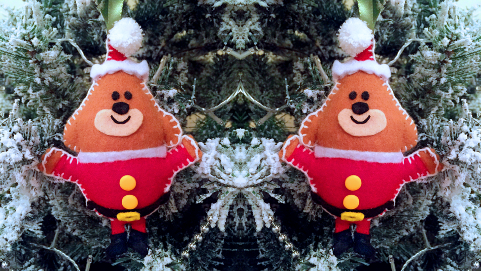 Make a Hey Duggee Christmas decoration to hang on the Christmas tree ...