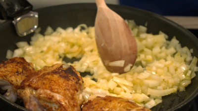 Cooking with Mwaksy - Nshima - Blue Peter - CBBC - CBBC - BBC