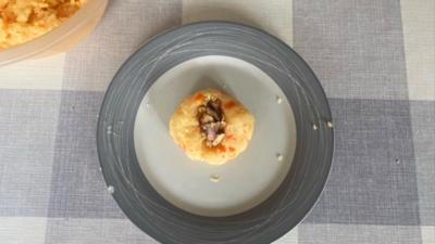 Make some tasty crunchy potato hedgehogs - CBBC - BBC