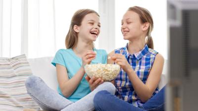 7 ways to reach out to a friend - CBBC - BBC