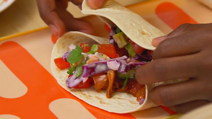 Omari's Jackfruit Wraps Recipe - CBBC - BBC