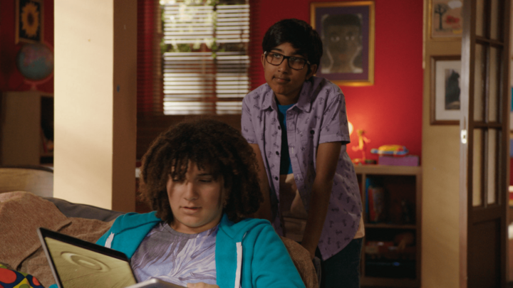 Tyler's alien investigation - CBBC - BBC