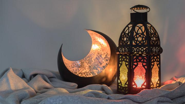 Eid al-Fitr 2024 | Eid family traditions | Eid celebrations | Blue ...