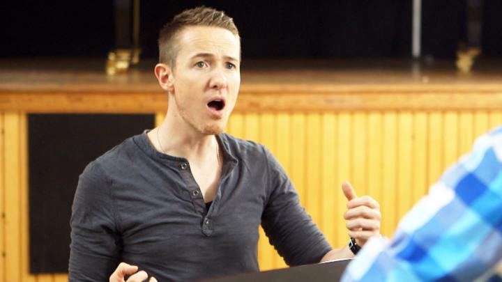 Get top tips for singing 'Who You Are' - CBBC - BBC