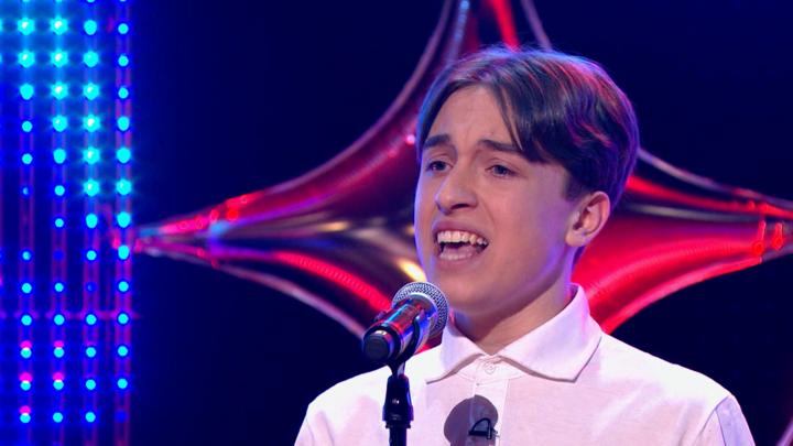 Evan performs Piece by Piece - CBBC - BBC