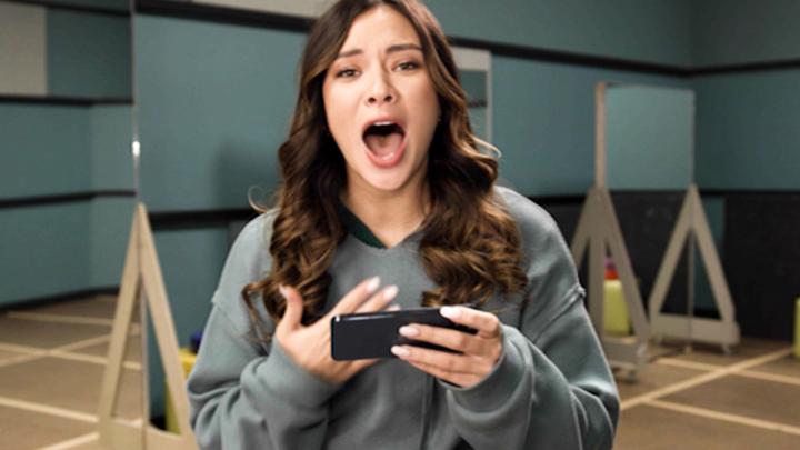 Lily reacts to TNS debut - CBBC - BBC