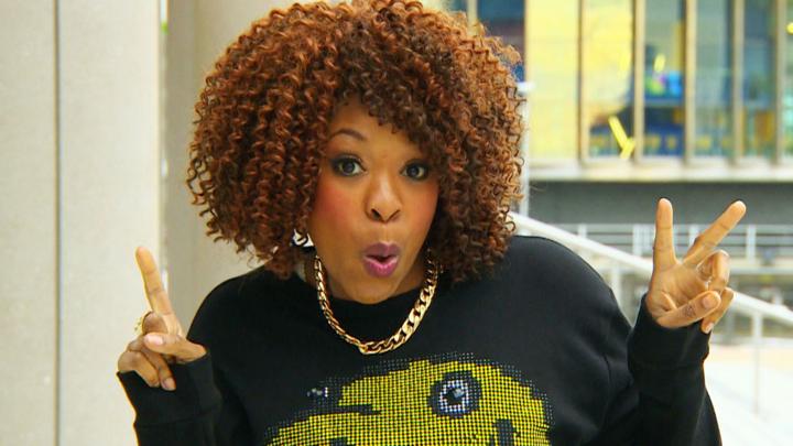 Kelly enters a talent contest - CBBC - BBC