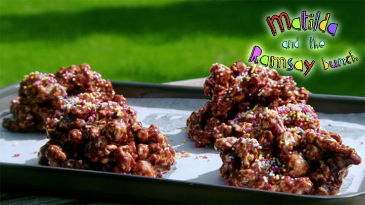 Tilly's Popcorn Cakes - CBBC - BBC