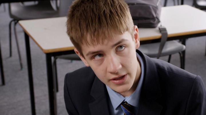 Ollie to the rescue in laptop A&E - CBBC - BBC