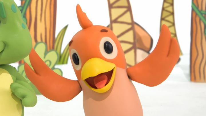 Meet Pia the Parrot - CBeebies - BBC