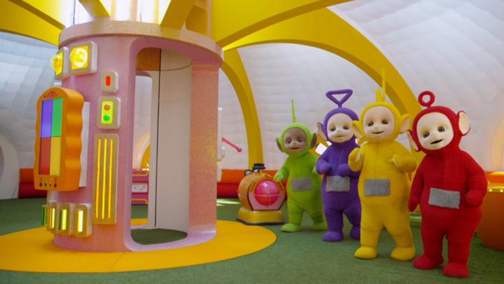 Teletubbies: Sneak Peek - CBeebies - BBC