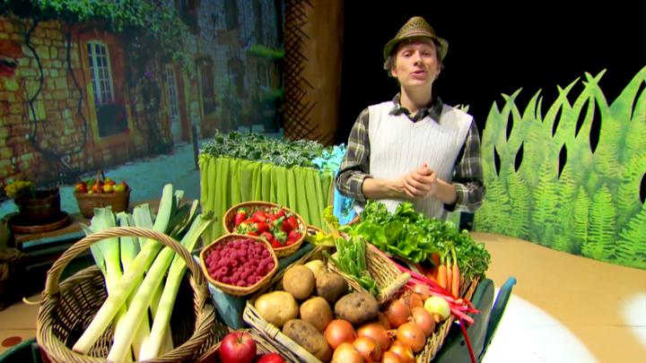 Tour the Market - CBeebies - BBC
