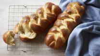 Challah recipe - BBC Food