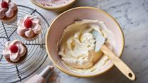 Swiss meringue buttercream recipe - BBC Food