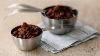 Sultanas recipes - BBC Food