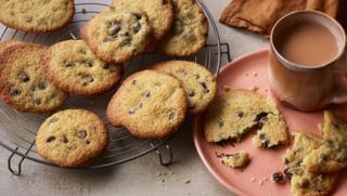 5-ingredient cookies recipe - BBC Food