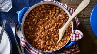 Hairy Bikers' Cowboy spicy beans recipe - BBC Food