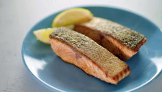 Quick salmon recipes - BBC Food