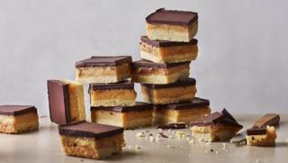 Millionaire's shortbread recipe - BBC Food