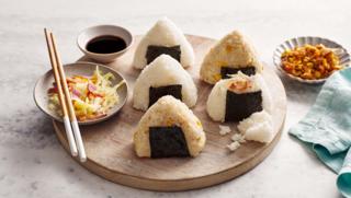 Onigiri recipe - BBC Food