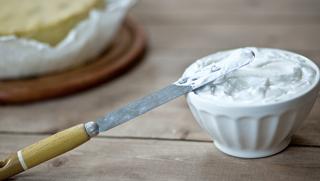 Royal icing recipes - BBC Food