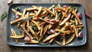 Triple-cooked chips recipe - BBC Food