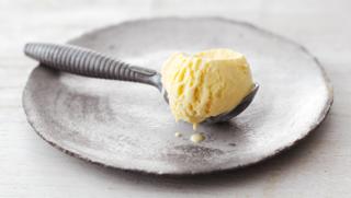 Vanilla ice cream recipe - BBC Food