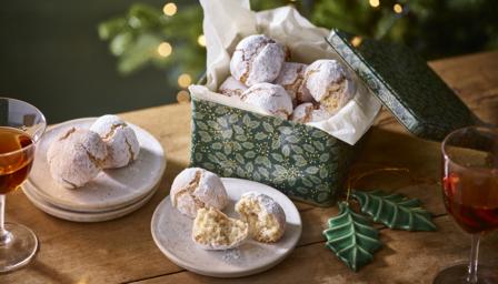 Almond snowballs recipe - BBC Food