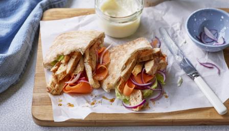 Chicken pitta recipe - BBC Food