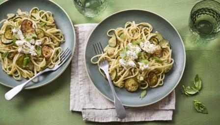 Courgette pasta recipe - BBC Food