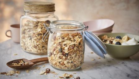Basic muesli recipe - BBC Food
