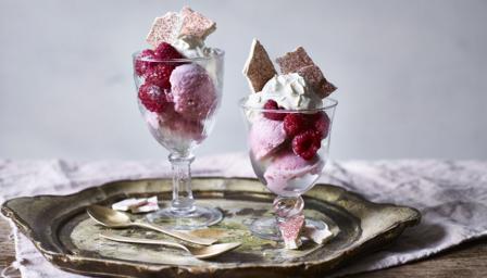 Eton mess ice cream sundae recipe - BBC Food