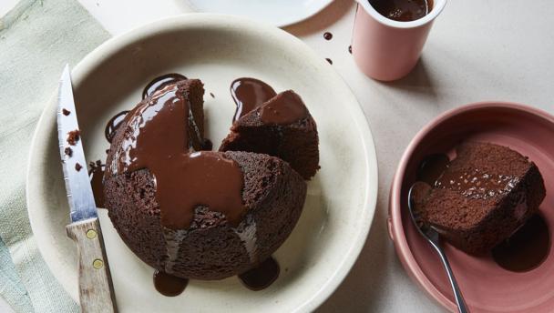Jam sponge pudding recipe - BBC Food