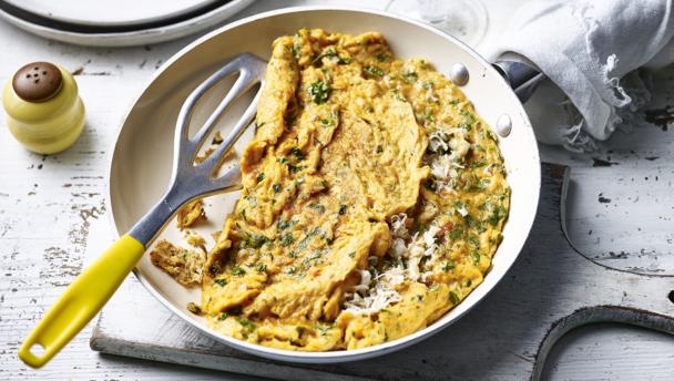 Healthy omelette recipe - BBC Food