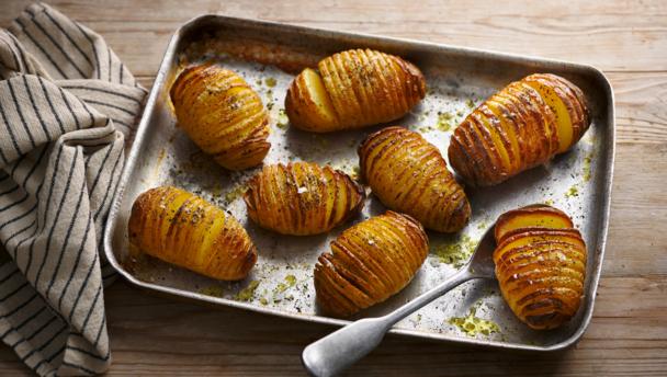 Hasselback potatoes recipe - BBC Food