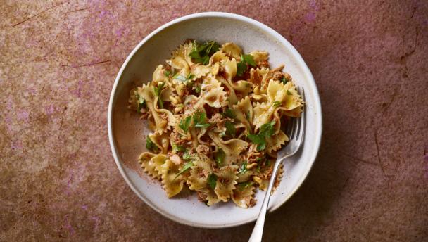 Tuna pasta recipes - BBC Food