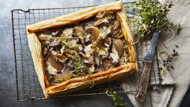 Chicken pithivier recipe - BBC Food